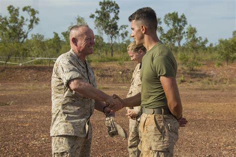 Dvids Images Iii Mef Cg Visits Mrf D Marines [image 2 Of 7]