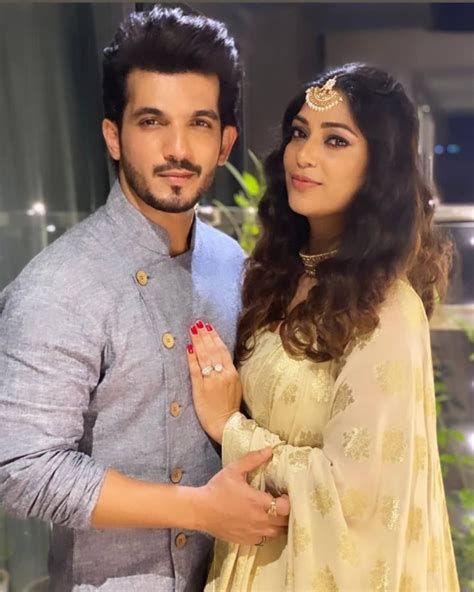 Arjun Bijlani Wife 10 Adorable Pictures Reviewitpk