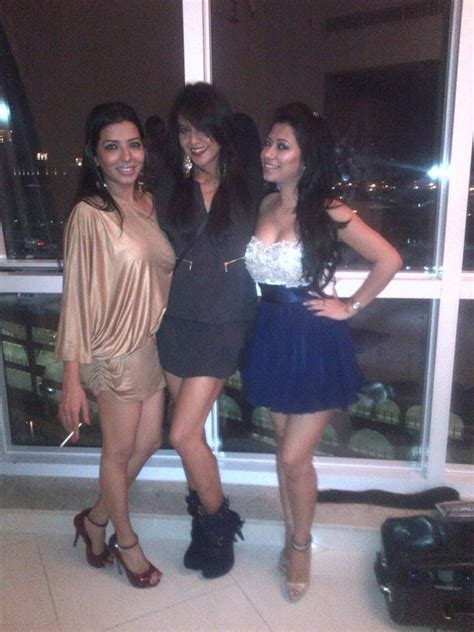 Hot Bitches Who Loved To Booze And Smoke Pic