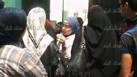 بالفيديو تجمهر لأولياء أمور طلاب الثانوية بالدقهلية اعتراضا على صعوبة