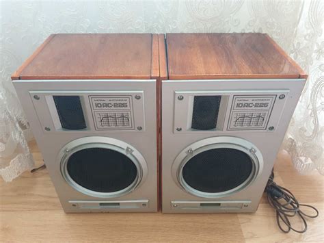 Продаются полочные колонки с хорошим звучанием.: 23 000 тг ...