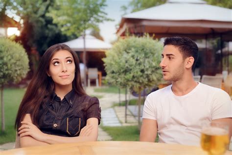 The Low Key Behaviors That Reveal Your Partners Manipulative Side Bolde