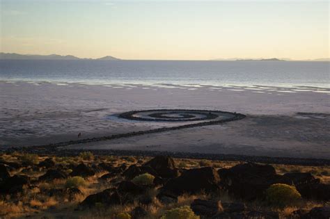 Land Art Ambitious Installations As Epic As The Landscapes They Cccupy
