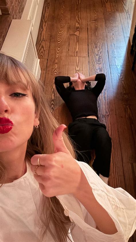 A Timeline Of Gracie Abrams And Taylor Swift S Friendship ELLE