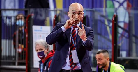 Alberto Riquer Nuevo Entrenador De Meta Catania C5