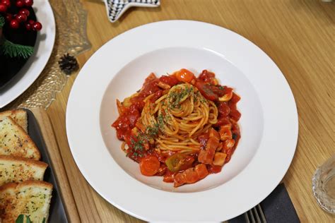 베이컨 토마토 파스타 만들기