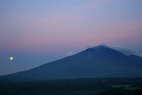 バクムーンと浅間山 星三昧