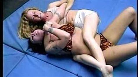 Scarlet Learns How To Lose A Catfight Scalet Vs Wild B Jamie Part Catfights Full Screen
