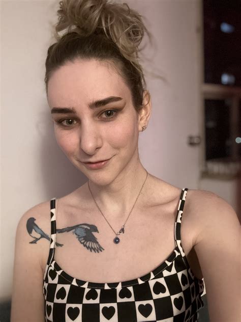 Aoife 🐝 Bee On Twitter Its My Roommates Birthday Today Did I Do Okay
