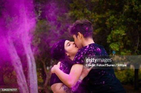 Lesbian Kissing Fotos Photos And Premium High Res Pictures Getty Images