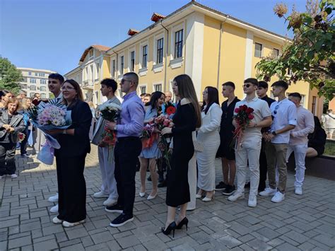 Училищен вестник Училищен вестник Паисиевци