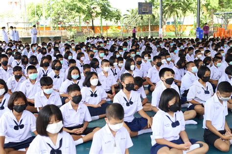 ประมวลภาพกิจกรรมนักเรียนโรงเรียนวั โรงเรียนวัดศรีวารีน้อย Facebook