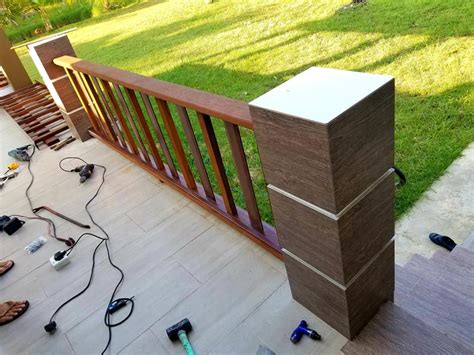 Dekorasi Pagar Beranda Daripada Kayu Borneo Ironwood