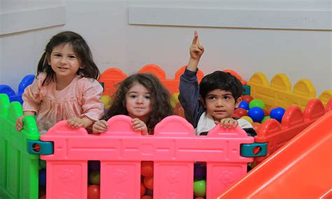 بهترین روش های آموزش زبان به کودکان 3 ساله کالج زبان میلاد