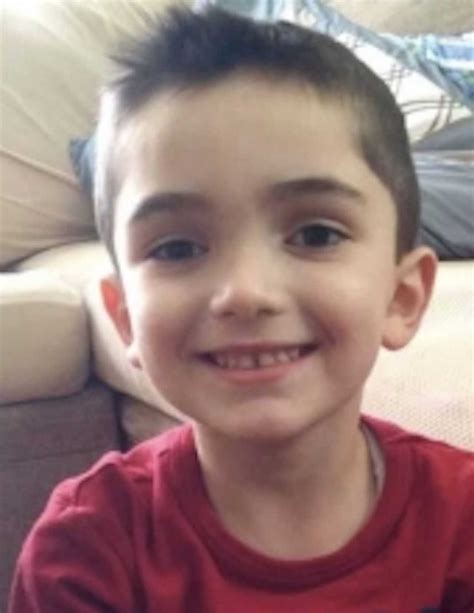 Ex Nypd Cop Convicted In Death Of 8 Year Old Son Forced To Stay In