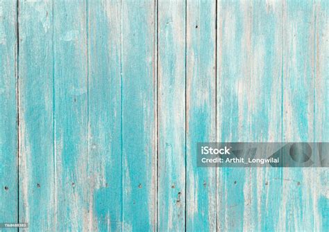 청록색 청록색 밝은 나무 질감 위에 푸른 빛 자연 색상 배경 아트 일반 간단한 껍질 나무 바닥 그레인 티크 오래된 패널 배경 깔끔한 보드 세부 줄무늬 마무리 흰색 공간 0