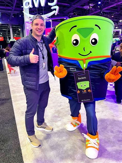 tobias schümann on linkedin aws reinvent 10 comments