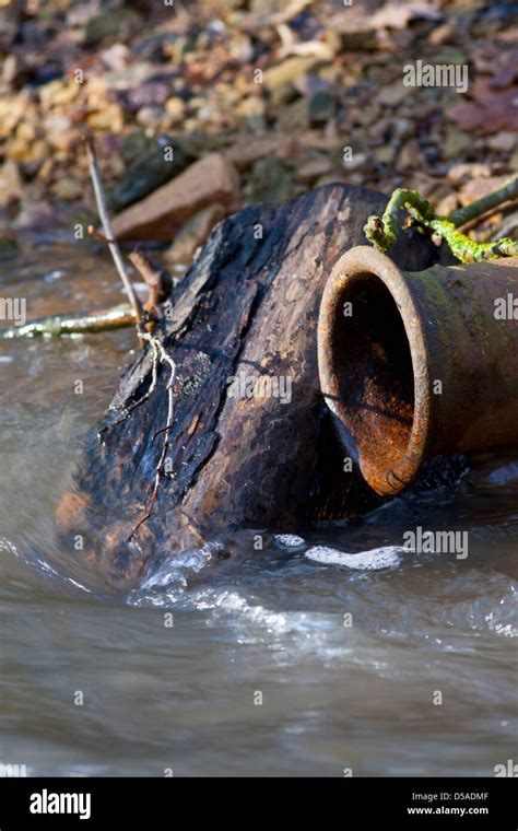 Overflow Pipe Hi Res Stock Photography And Images Alamy Overflow Pipe Hi Res Stock Photography And Images Alamy