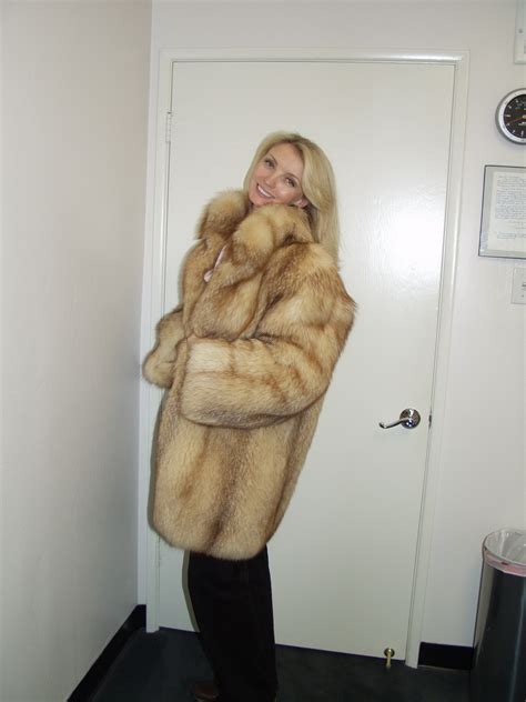 Lafourrure Sexy Fur Coat