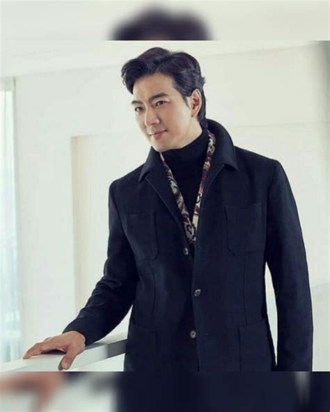 سونگ ایل گوک طرفداری