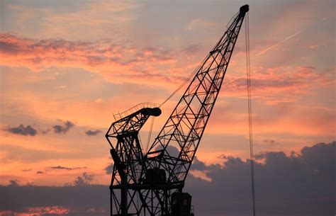 Maximizing Efficiency How Crane Systems Streamline Industrial