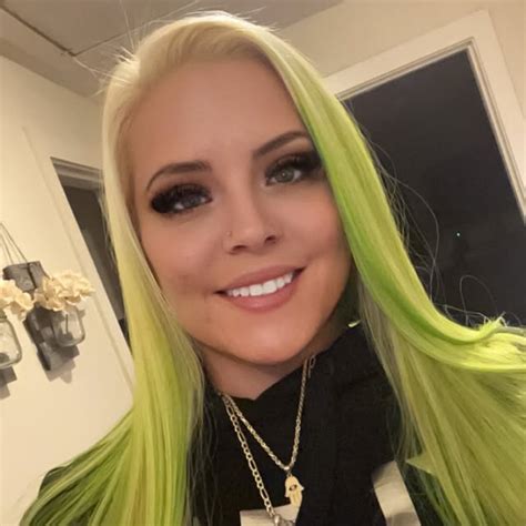 Foreva Dee Brittneydee618 • Threads Say More