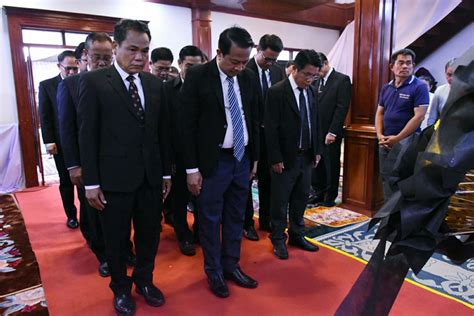 ວິທະຍຸກະຈາຍສຽງ ວິທະຍຸກະຈາຍສຽງ ແຂວງສະຫວັນນະເຂດ