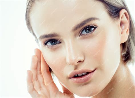 Premium Photo Clean Skin Woman Natural Makeup Beauty Healthyskin