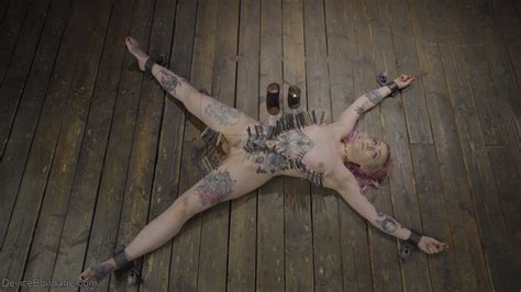 Alt Girl Renders Total Control To Dom PornPicturesHQ Com