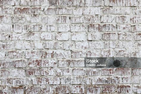 방의 현대적인 디자이너 인테리어로 로프트 스타일로 흰색 페인트 붉은 벽돌로 만든 오래된 벽 0명에 대한 스톡 사진 및 기타