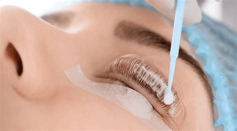 Your Lash Lift Aftercare Checklist 10 Dos And Donts For Longer