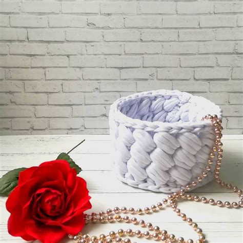 Интерьерная корзинка из трикотажной пряжи Handmade