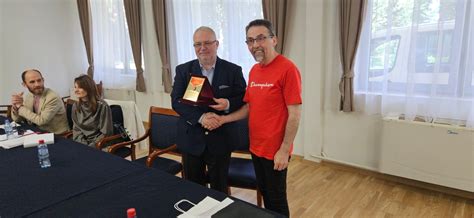 Aгенција за иселеништво Added A Aгенција за иселеништво