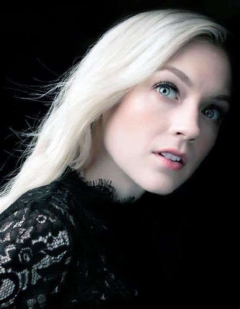 Collezione Di Nudo Di Emily Kinney 95 Sexy Leaked Photos Scene Porno E Di Sesso Celebrità Nuda