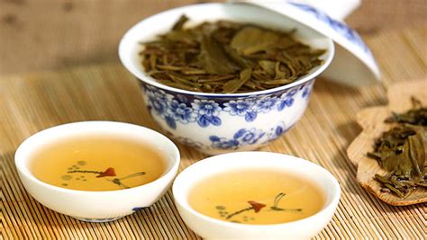 普洱茶叶里的茶多酚有什么作用 普洱茶百科 中吉号官网