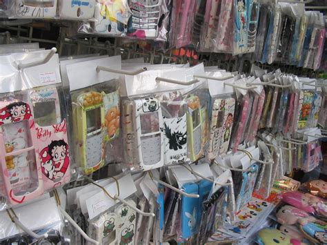 Cell Phone Covers Markets Are Filled To The Brim With Ware Flickr