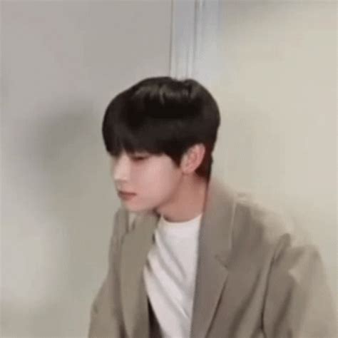 Sunoo Side Eye Sunoo Enhypen  Sunoo Side Eye Sunoo Enhypen Sunoo