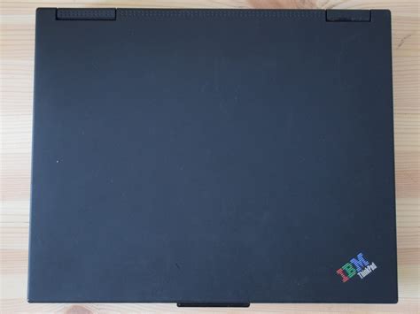 IBM ThinkPad T22 Le grenier de TontonLélé