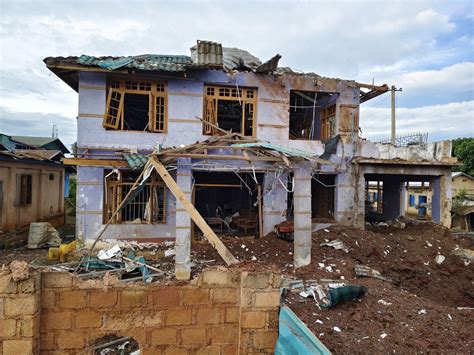 Bbc Burmese မိုးဗြဲဖယ်ခုံတိုက်ပွဲမှာ စစ်ကောင်စီဘက်ကအကျအဆုံးများတယ်လို့ လွိုင်ကော် Pdf ထုတ်ပြန