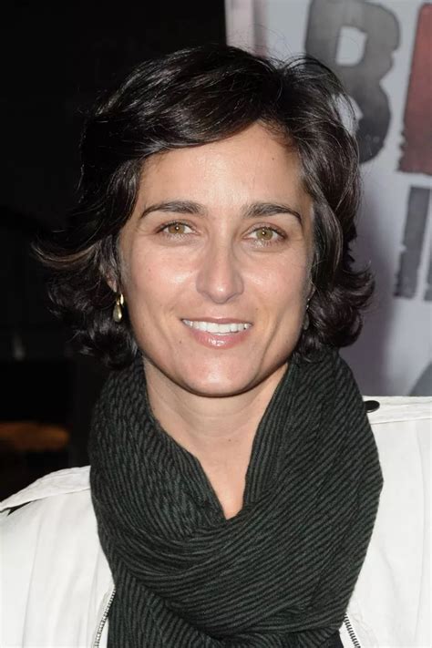 Alexandra Hedison Mirror Online