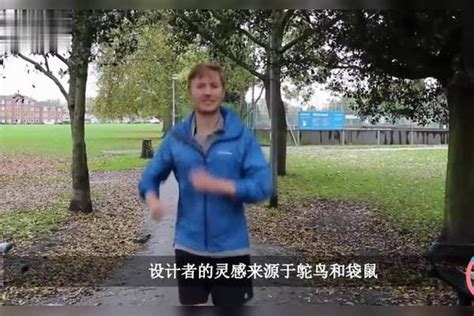 老外发明神奇的弹跳鞋，穿上让你健步如飞，就像拥有轻功一样！弹跳老外