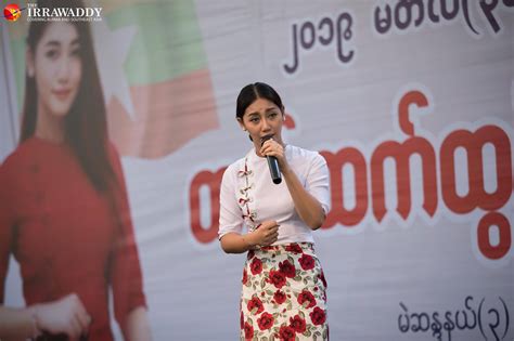 အလွမယ္ ထက္ထက္ထြန္း The Irrawaddy Burmese Edition