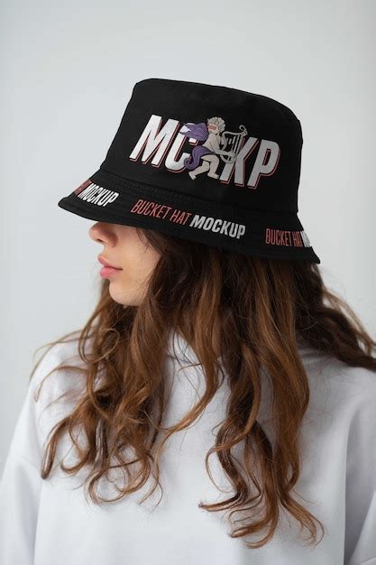 세련된 양동이 모자를 쓴 여자 프리미엄 Psd 파일