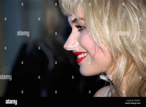 9 Hot Sexy Imogen Lucie Bikini Pics