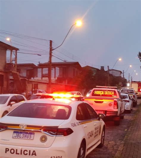 Jovem é morto a tiros Agência GBC