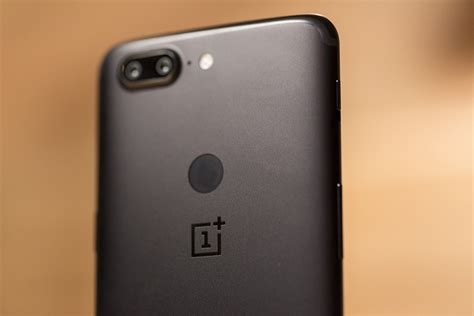 OnePlus 5T review: A $500 mid-range phone with the heart of a $900 ...