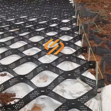 100 445 200 445 Hdpe Geocell Cellular Confinement System 2 56x8 35m For Erosion Control And Road