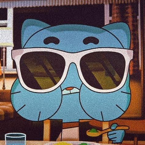 Gözlüklü Gumball Yaratıcı Yazarlık Retro Logolar Dövmeli Adamlar