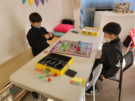 밥먹고놀자 3월 이야기 헝겊원숭이 운동본부