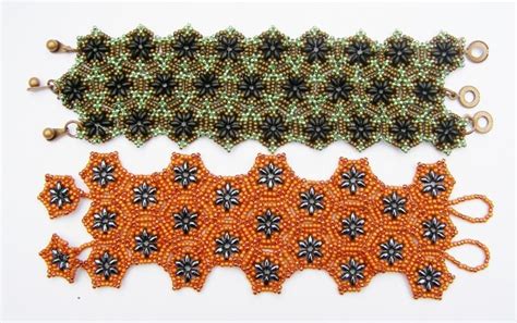 English Pattern Of The Hexagon Bracelet Made With Superduo Etsy Israel